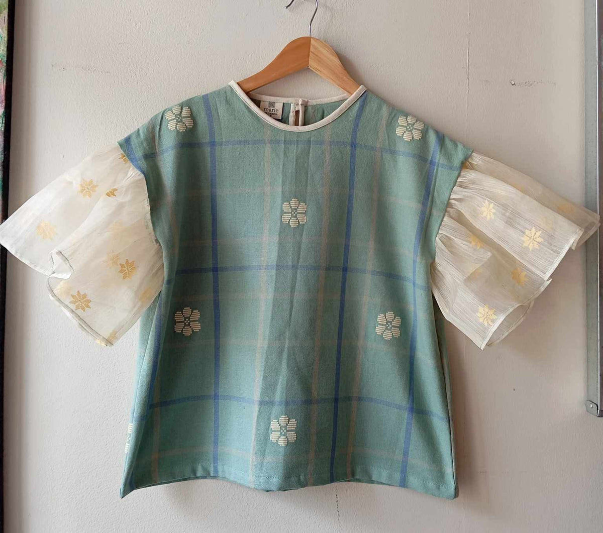 MATAHUM COLLECTION: CORAZON in LARA weave w/ pina sleeves (yellow scat ...