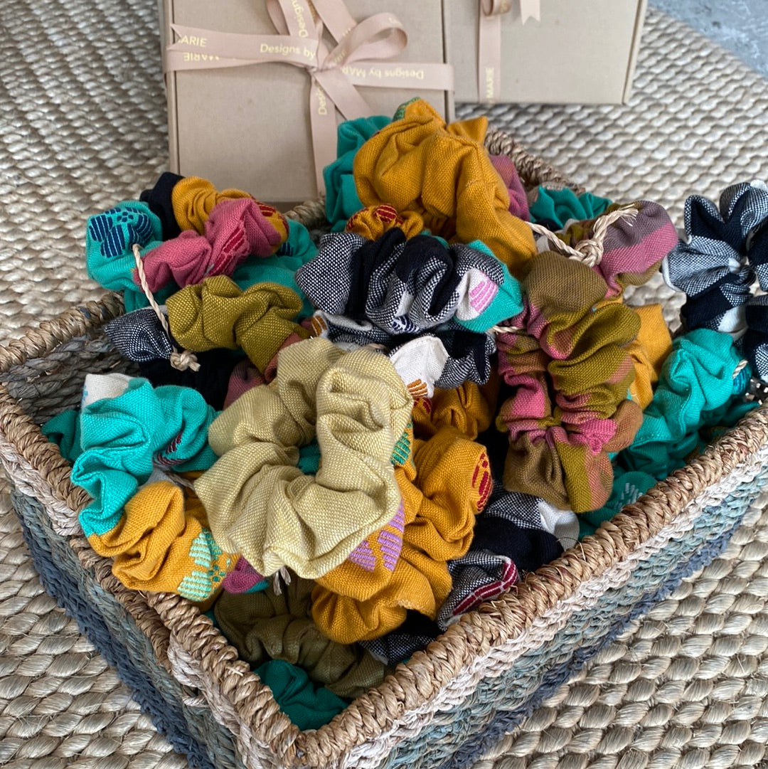 Scrunchies – DESIGNS BY MARIE